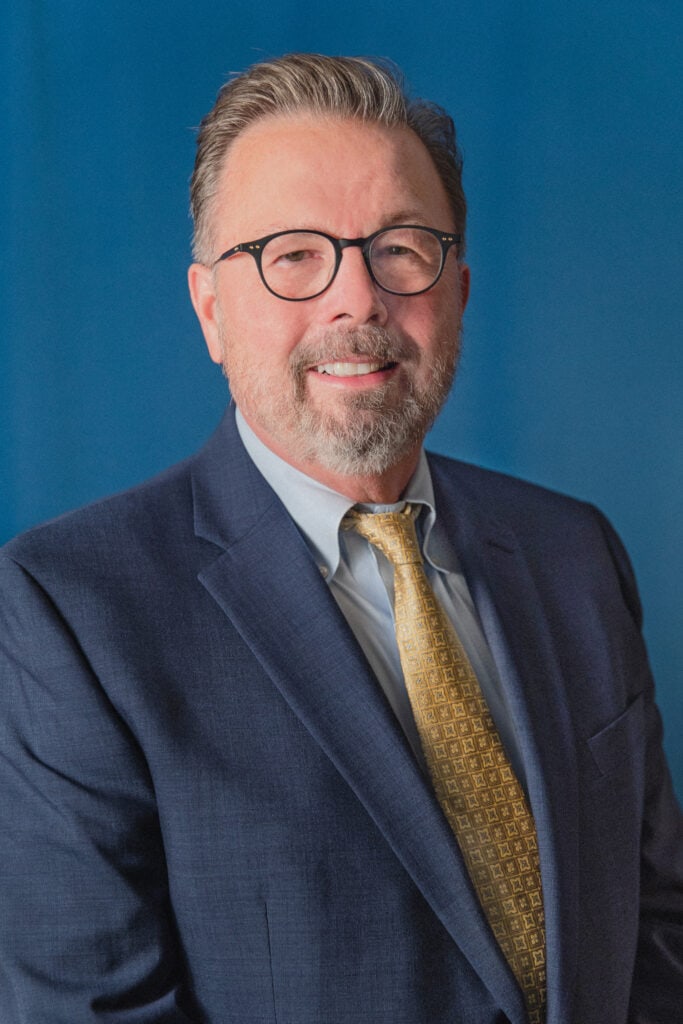 Dr. Steven M. Moffatt | Fit To Thrive